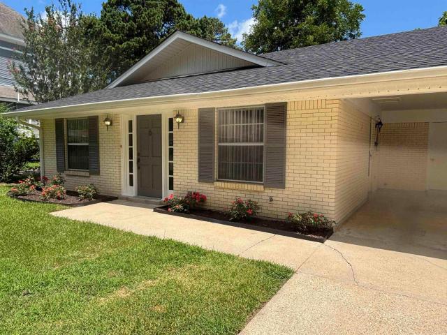 Single Family: MLS #26027