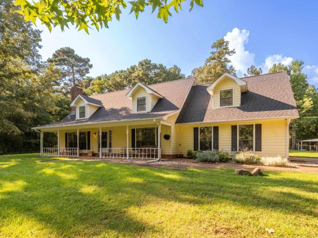 Single Family: MLS #26027