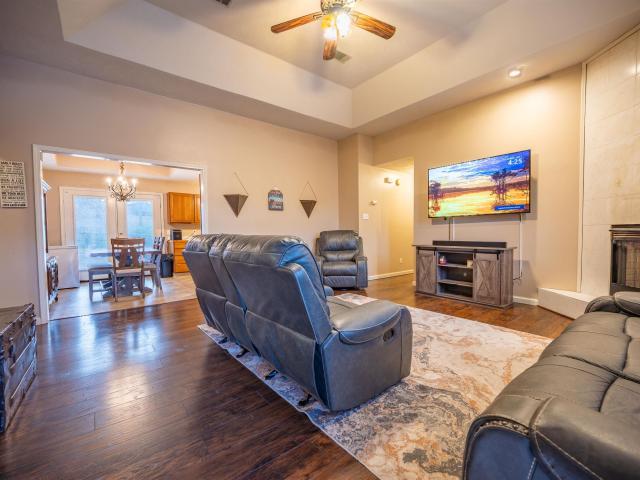 Single Family: MLS #26027