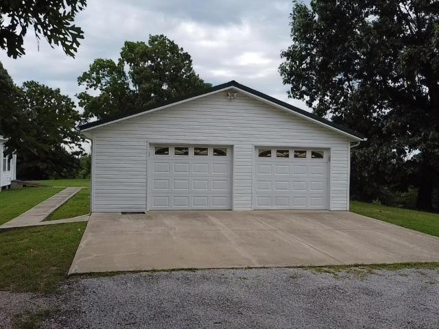 Single Family: MLS #26025