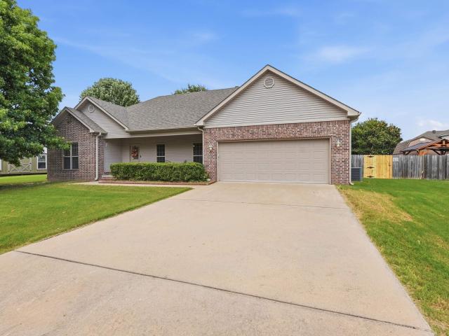 Single Family: MLS #26026