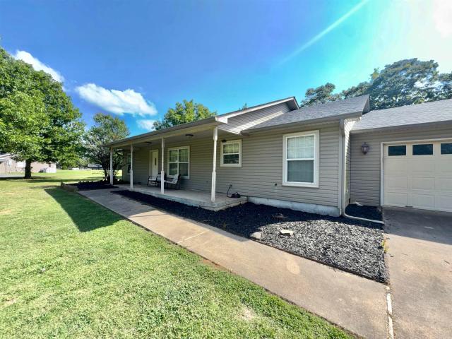 Single Family: MLS #26026