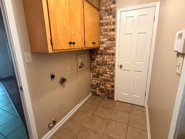 Single Family: MLS #26026