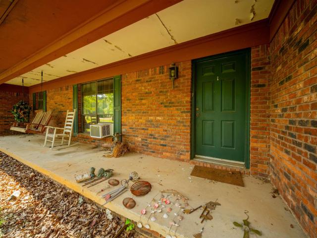 Single Family: MLS #26033