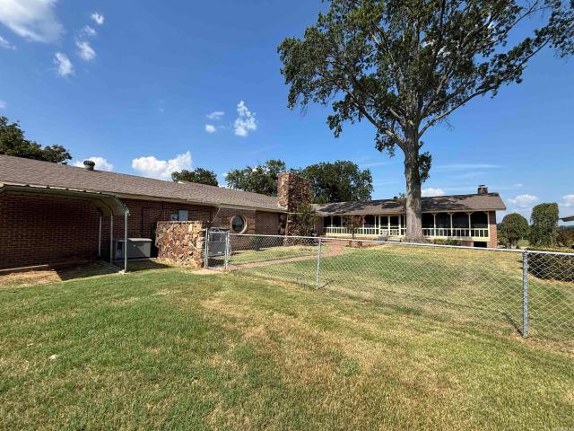 Single Family: MLS #26032