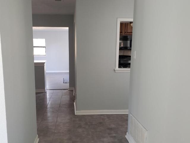 Single Family: MLS #26034