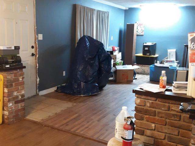 Single Family: MLS #26034