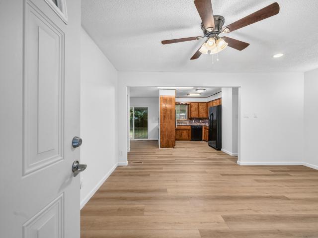 Single Family: MLS #26035