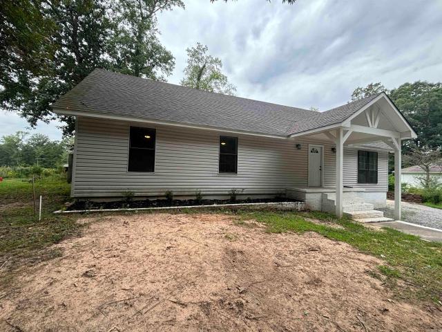 Single Family: MLS #26035