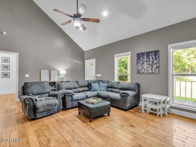 Single Family: MLS #261918