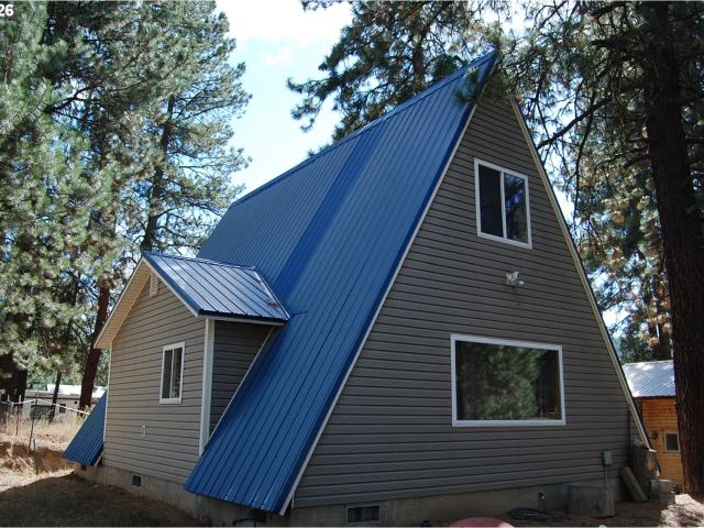 Single Family: MLS #303511