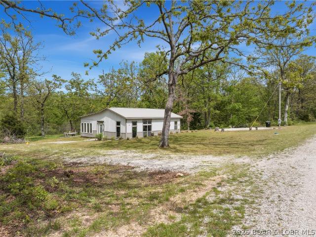 Single Family: MLS #3586