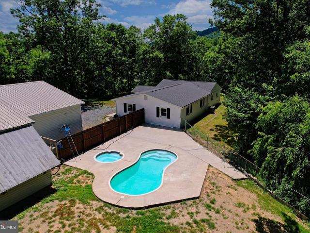 Single Family: MLS #WVMI2004