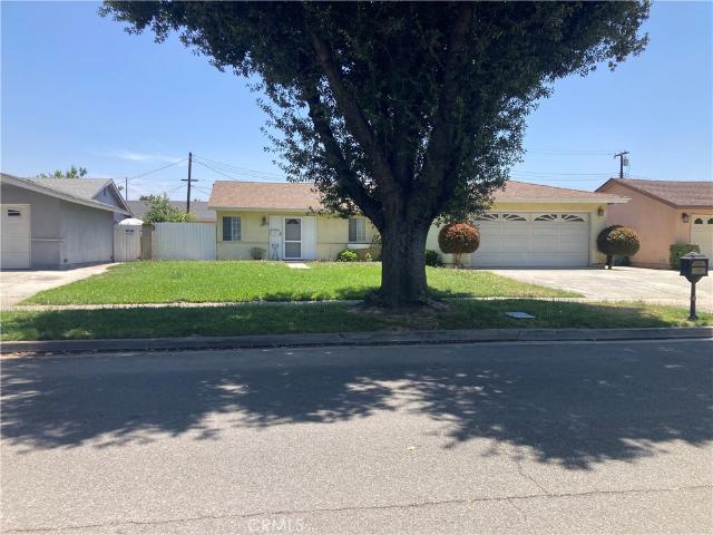 Single Family: MLS #CV26124