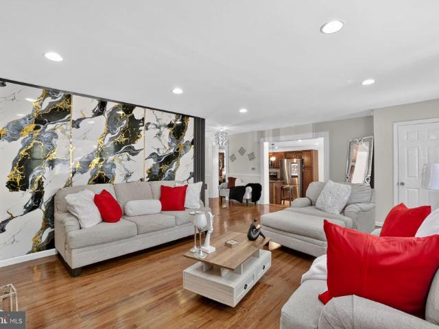 Single Family: MLS #MDPG2199