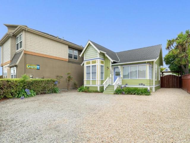 Single Family: MLS #ML82052