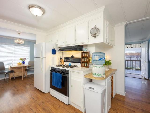 Single Family: MLS #ML82053