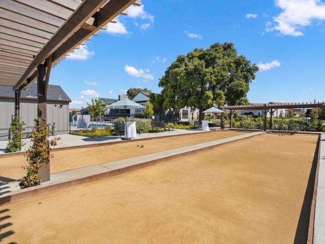 Single Family: MLS #ML82053
