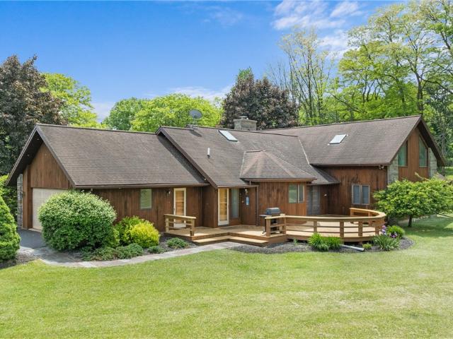 Single Family: MLS #R1689