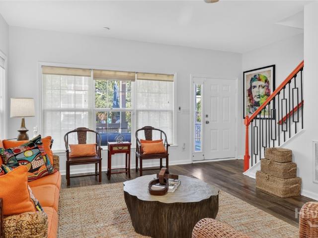 Single Family: MLS #SA358263