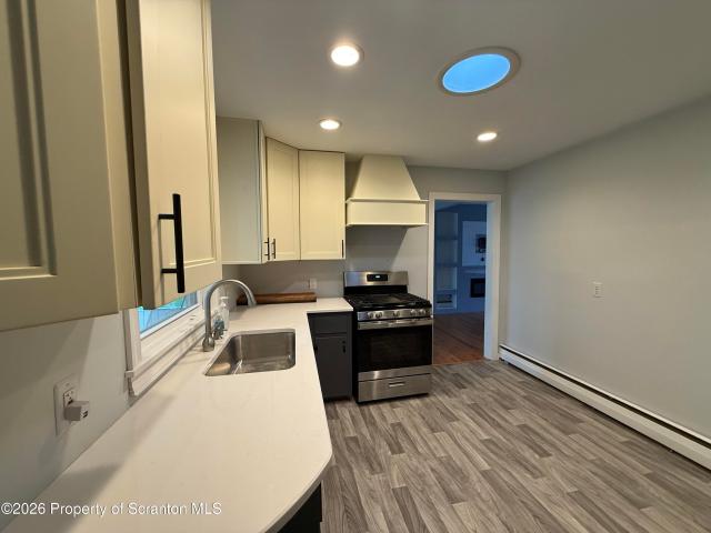Single Family: MLS #SC262019