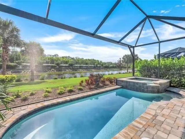 Single Family NAPLES, FL 5879 Haiti Dr