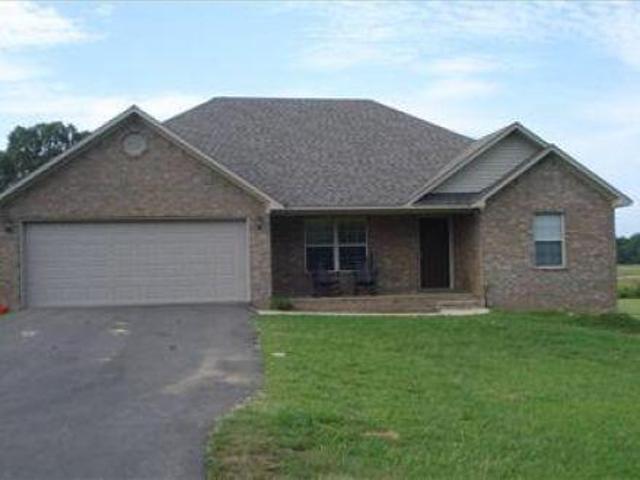 Single Family Dwelling with 3 bdrm 2 baths in Greenbrier AR