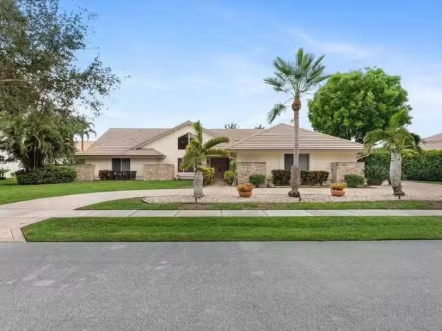 Single Family Detached Boca Raton, FL 4320 Saint Charles Way