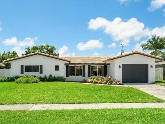 Single Family Detached Boca Raton, FL 928 Sw 4th St
