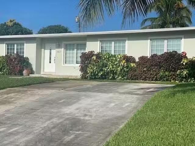 Single Family Detached Lake Worth Beach, FL 1467 Cochran Dr