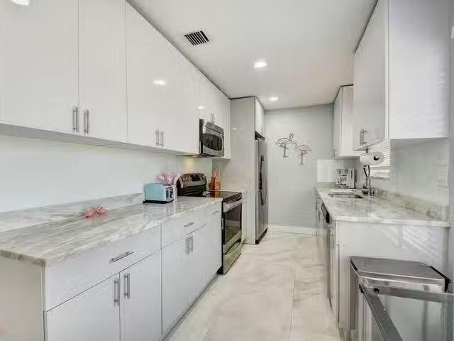 Single Family Detached Lake Worth, FL 1415 Crest Dr
