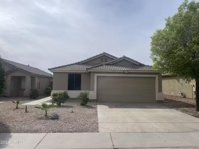 Single Family Detached, Ranch Surprise, AZ 16822 N 113th.