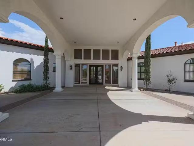 Single Family Detached Scottsdale, AZ 8171 E Whispering W.