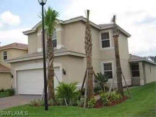 Single Family FORT MYERS, FL 10414 Spruce Pine Ct