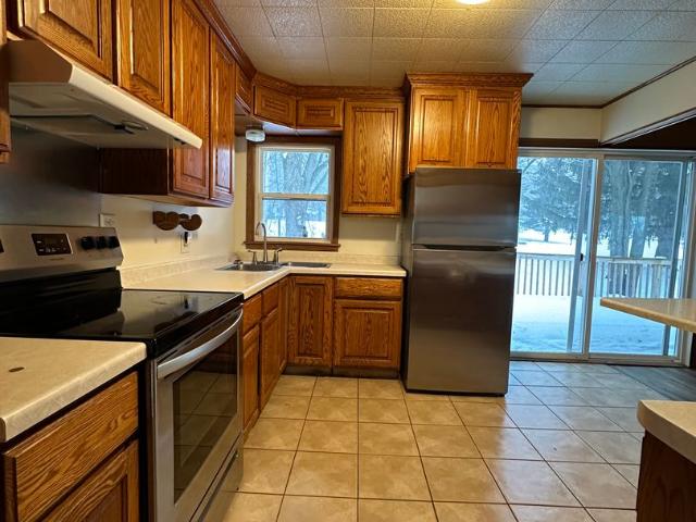 Charming 2 Bed / 2 Bath Home in Baraboo, WI