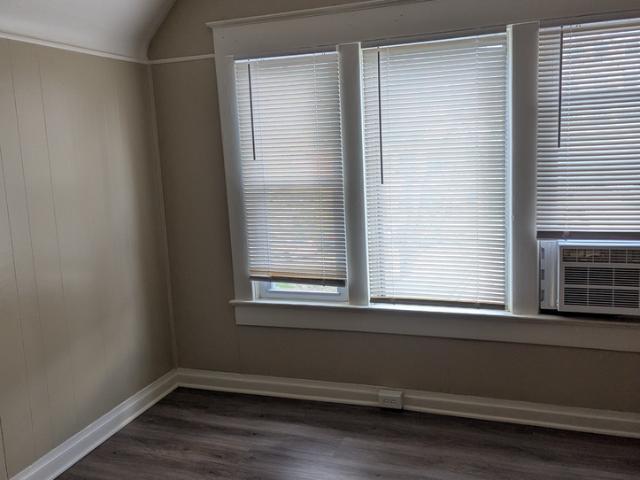 Single Family Homes and Duplexes 1 Bedroom Home for Rent at 4104 & 4103 Adams Street, Kansas City, KS 66160 Rosedale