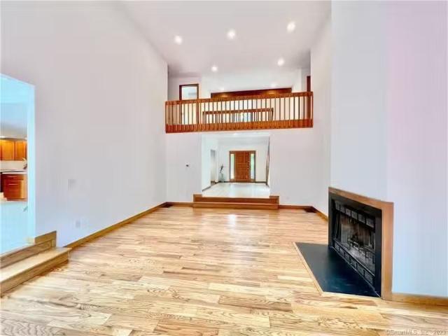 Single Family Rental, Contemporary Stamford, CT 314 Erskine.