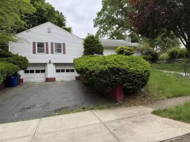 Single Family Rental, Ranch New Haven, CT 14 Pine Rock Rd