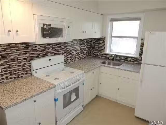 Single Family Residence, 2 Story E. Rockaway, NY 51 Baisley.