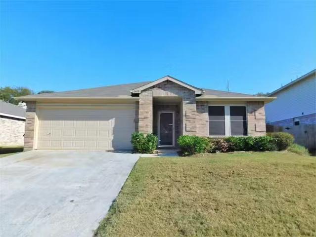 Single Family Residence, Traditional Denton, TX 8409 Swan P.