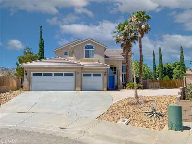 Single Family Residence, Traditional Lancaster, CA 42107 Qu.