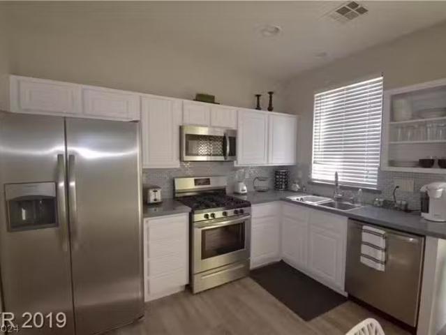Single Family Residence, Two Story Las Vegas, NV 1029 Sweep.