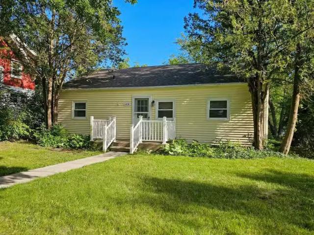 Single Family Residence Ann Arbor, MI 1408 Harpst St