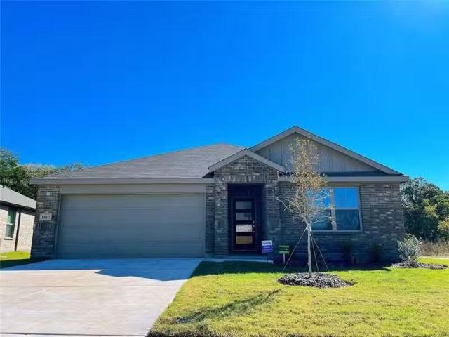 Single Family Residence Anna, TX 1817 Saint James Place Ln