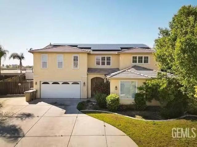 Single Family Residence Bakersfield, CA 5315 Challenger Ave