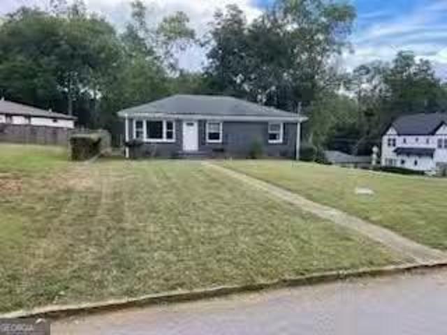 Single Family Residence, Brick 4 Side, Ranch Atlanta, GA 16.