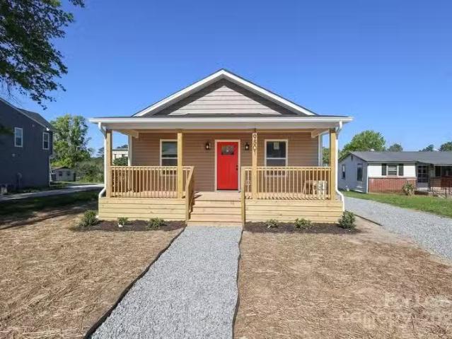Single Family Residence, Bungalow Cornelius, NC 19501 S Hil.