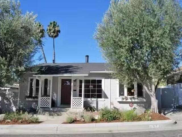 Single Family Residence, Bungalow, Cottage Sierra Madre, CA.
