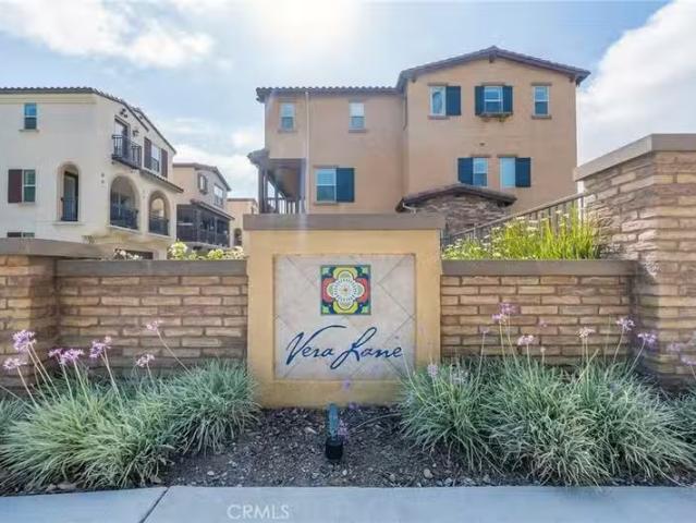Single Family Residence Carson, CA 1424 Paseo Vera