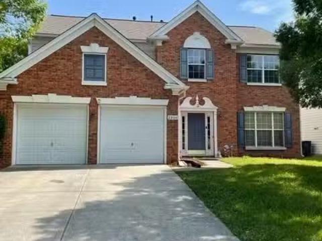 Single Family Residence Charlotte, NC 2010 Arbor Crest Ct